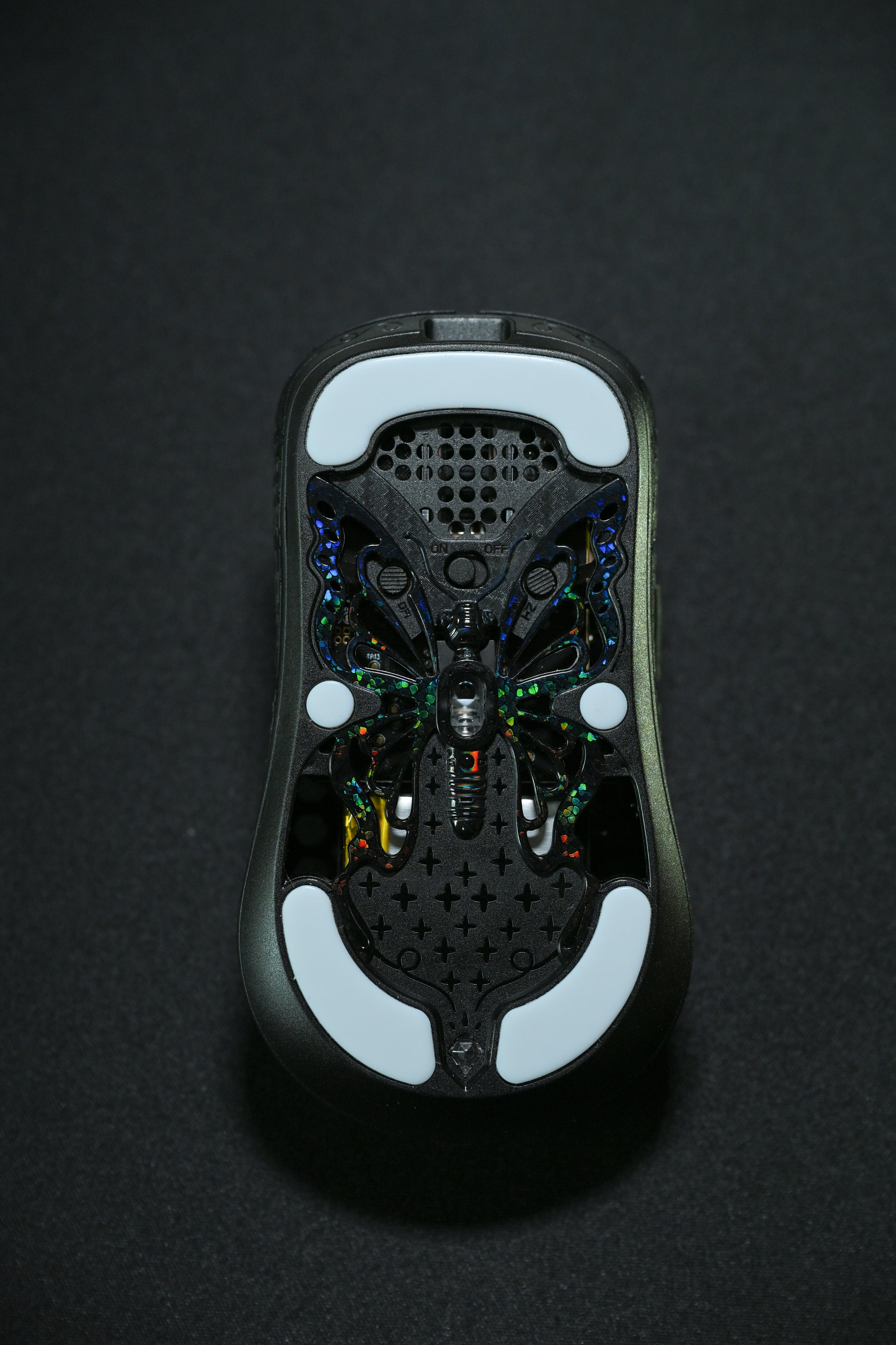 BLACK LOTUS-39g Carbon Fiber 8K Wireless Gaming Mouse – UNIUS STORE